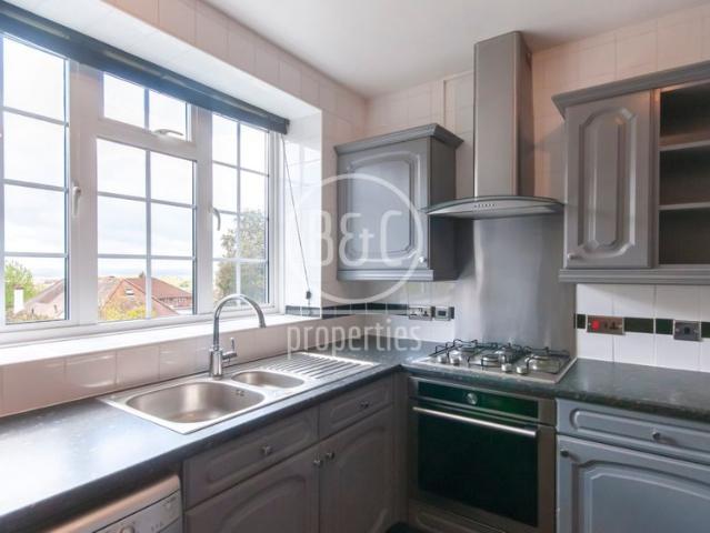 Grosvenor Hill, London, SW19 4RX