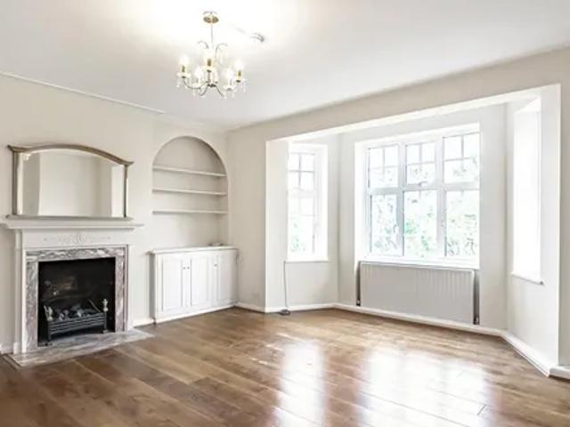 Grosvenor Hill, London, SW19 4RZ, United Kingdom | 3 bed house for rent #167676598 | Rentberry