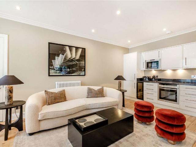 Grosvenor Hill, London W1K, Studio to rent, £5,200 pcm | PrimeLocation