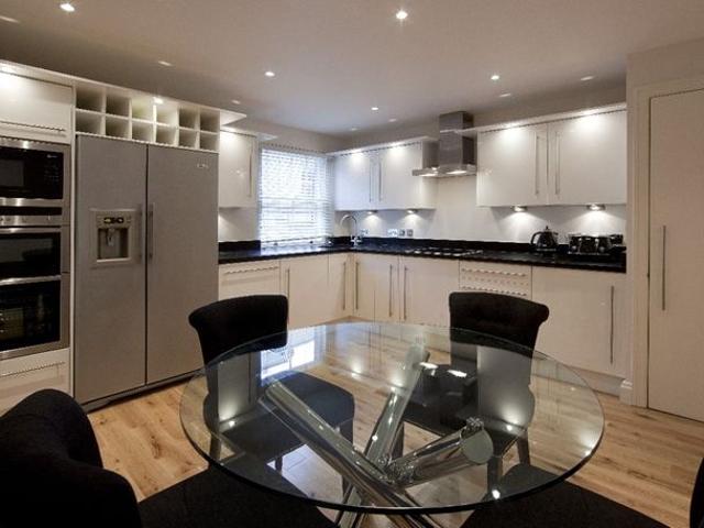 Grosvenor Hill, London W1K, 1 bed flat to rent, £5,460 pcm | PrimeLocation