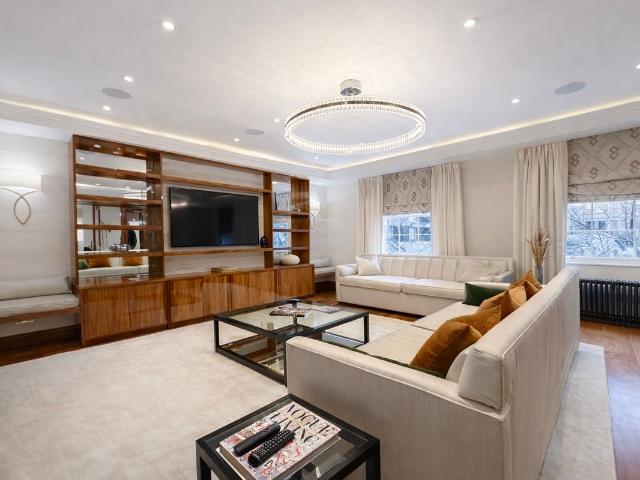 Grosvenor Hill, London W1K, 2 bed flat to rent, £18,200 pcm | PrimeLocation