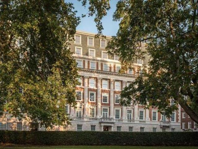 Grosvenor Square, Mayfair, 2 Bedroom Apartment
