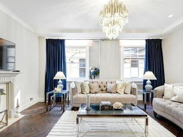 Grosvenor Square, London, 2 Bedroom Apartment