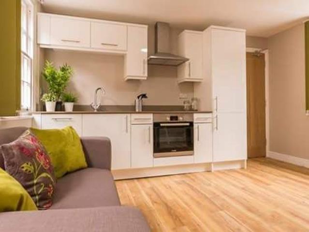Grosvenor Street, Chester CH1, Room to rent, £825 pcm | PrimeLocation