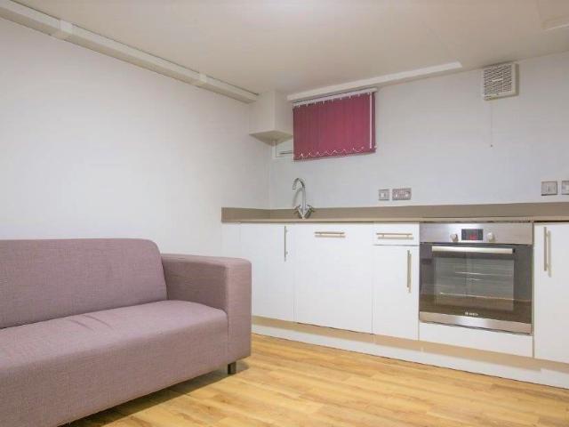 Grosvenor Street, Chester CH1, Room to rent, £1,190 pcm | PrimeLocation