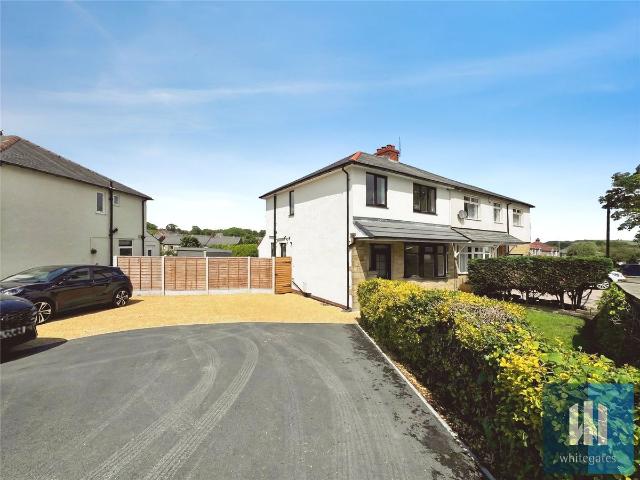 Grosvenor Road, Dalton, Huddersfield HD5, 3 bed semi detached house to rent, £1,200 pcm | PrimeLocation