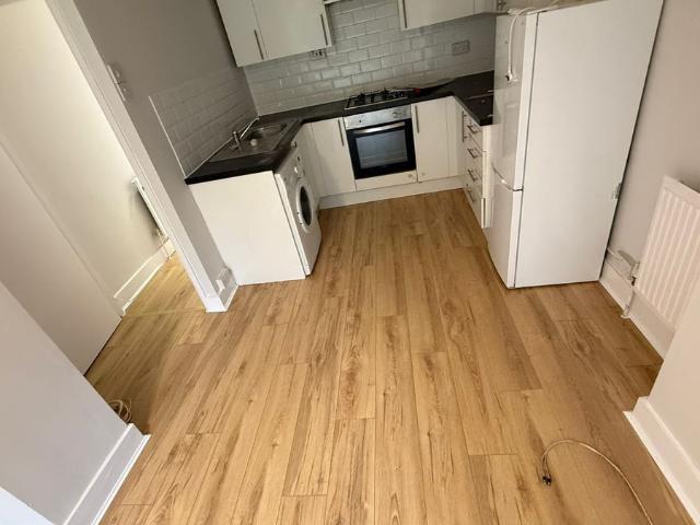 Grosvenor Road, Ilford IG1, 1 bed flat to rent, £1,449 pcm | PrimeLocation