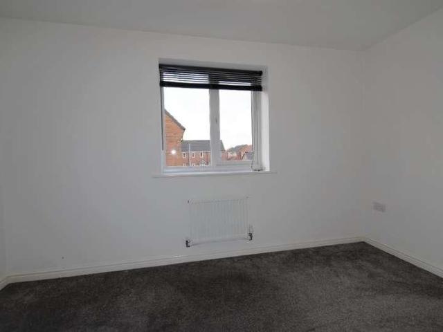 Grosvenor Road, Kingswood, Hull, HU7