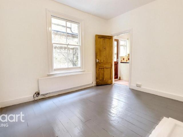 Grosvenor Road, LONDON 2 bed apartment to rent £2,200 pcm £508 pw