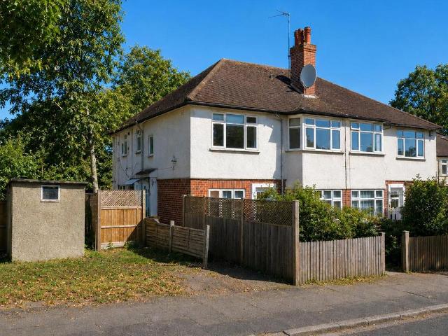 Grosvenor Road, London Studio to rent £2,200 pcm £508 pw