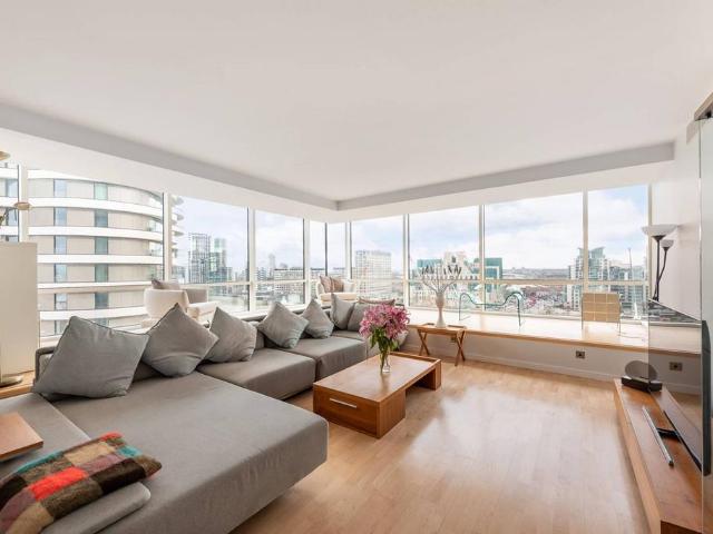 Grosvenor Road, Pimlico, London, SW1V 2 bed flat to rent £6,933 pcm £1,600 pw