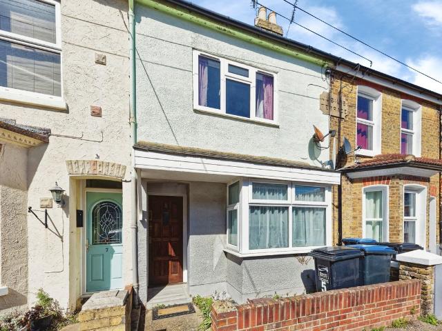 Grosvenor Road, Ramsgate CT11, 2 bed property to rent, £1,200 pcm | PrimeLocation