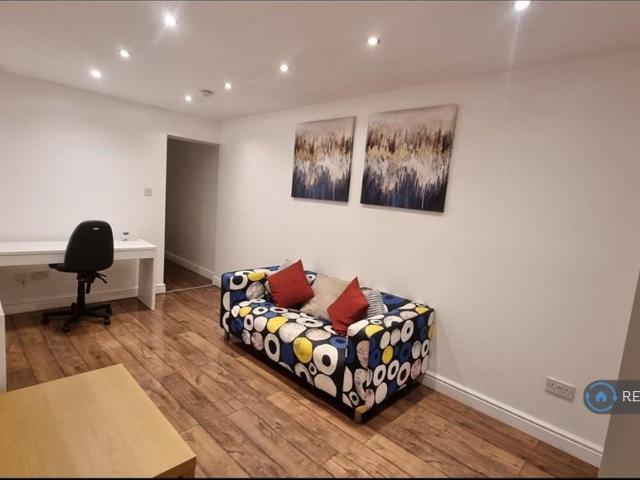 Grosvenor Rd, Bristol, BS2 1 bed flat to rent £1,095 pcm £253 pw