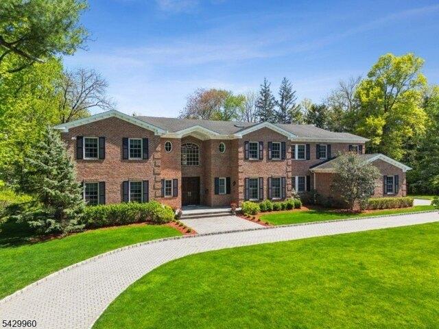 Grosvenor Rd, Millburn, Home For Sale