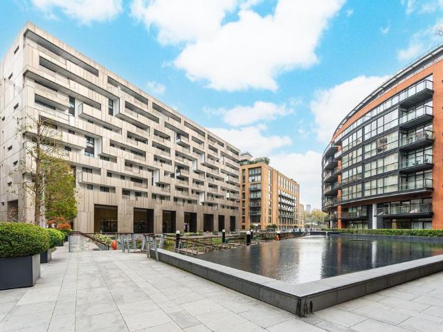 Grosvenor Waterside, Belgravia. 1 bed flat to rent £2,500 pcm £577 pw