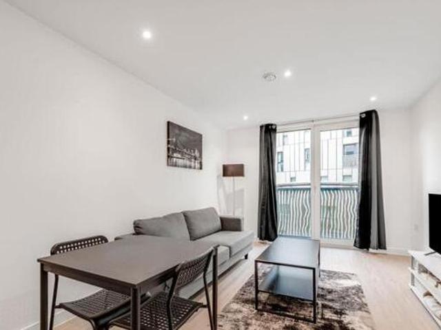 Grosvenor Waterside, Woods House, Gatliff Road, 1 Bedroom Apartment