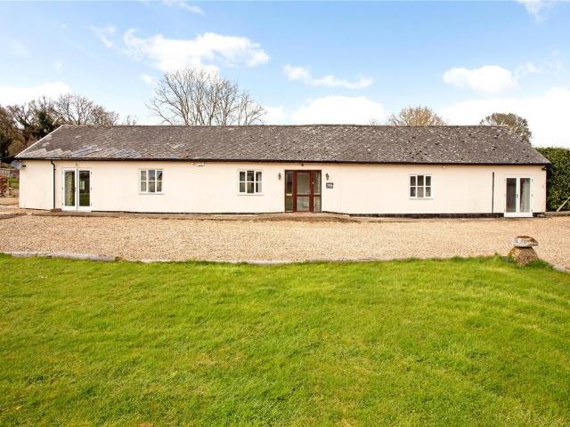 Grateley, Andover, Hampshire, SP11 4 bed detached house to rent £1,850 pcm £427 pw