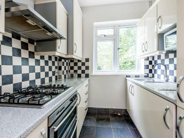 Gratton Road, London W14, 2 bed flat to rent, £2,350 pcm | PrimeLocation