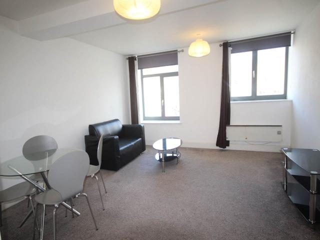 Grattan Road, Bradford BD1, 2 bed flat to rent, £775 pcm | PrimeLocation