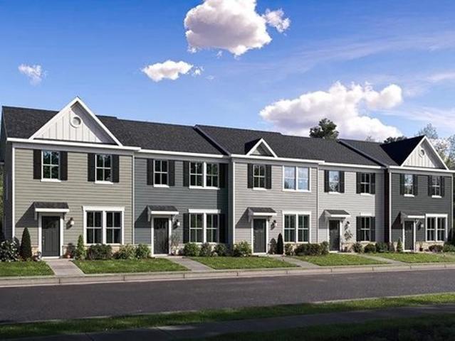 Gravenstein Ln Unit Weston, Martinsburg, WV 25401