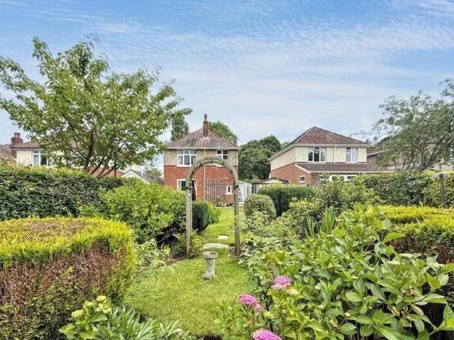Gravel Hill, Wimborne, 3 Bedroom Detached
