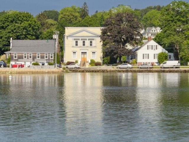 Gravel St Unit,groton, Condo For Sale