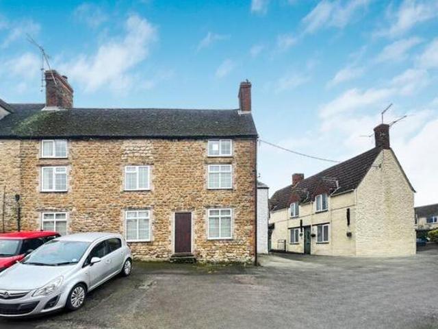 Gravel Walk, Faringdon, 3 Bedroom End