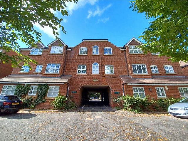 Gravelly Hill North, Erdington, Birmingham, West Midlands B23, 2 bed flat to rent, £900 pcm | PrimeLocation