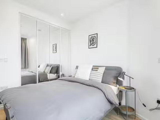 Gravity Royal Heights 1 Bed Superior