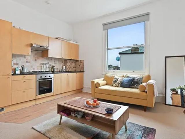 Gray and Lowe, 91 Uxbridge Road, London, W12 8NR, United Kingdom | 1 bed apartment for rent #165806591 | Rentberry