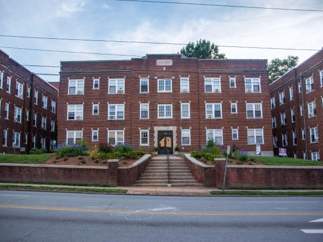 Gray Court Apartments