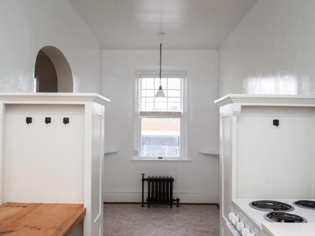 Gray Court Apartments Studio Apartment for Rent at 450 N Broad St, Winston Salem, NC 27101 Westend