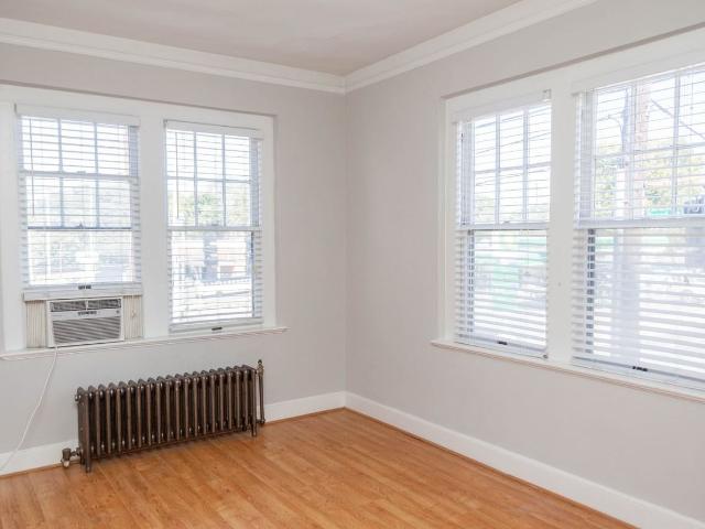 Gray Court Apartments Studio Apartment for Rent at 450 N Broad St, Winston Salem, NC 27101 Westend