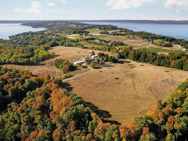 Gray Rd, Traverse City, Home For Sale