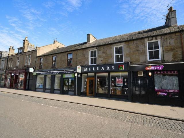 Gray Street, Broughty Ferry, Dundee DD5, 2 bed flat to rent, £950 pcm | PrimeLocation