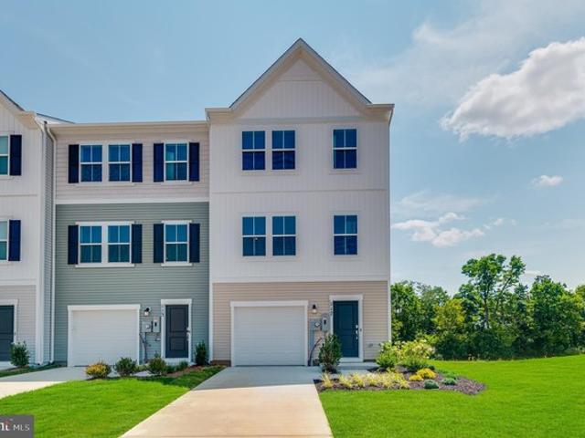 Gray Silver Rd Unit Harriett, Inwood, WV 25428