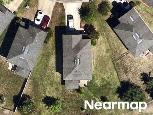 Grayfield Ln
