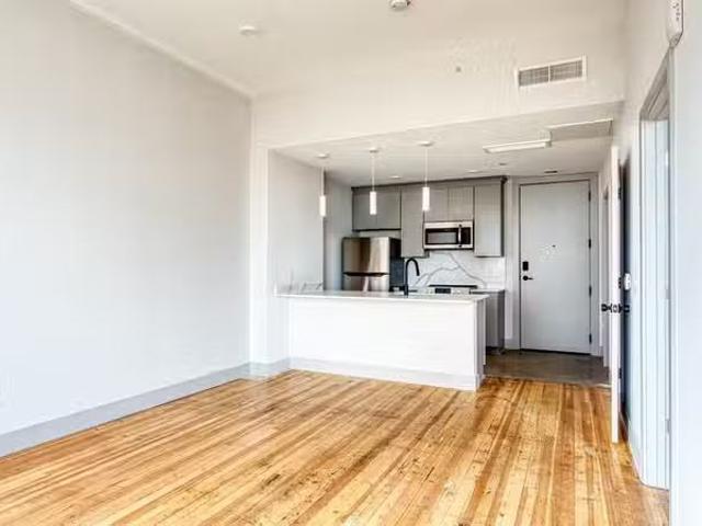 Grayland Residences at Richmond Trust