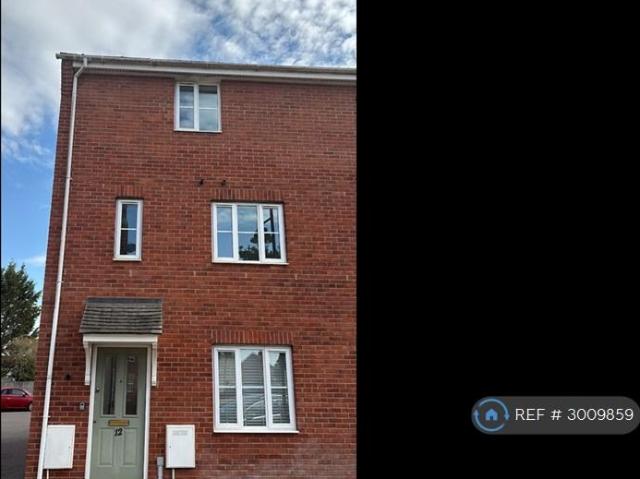 Grayling Close, Calne, SN11 4 bed semi detached house to rent £1,225 pcm £283 pw