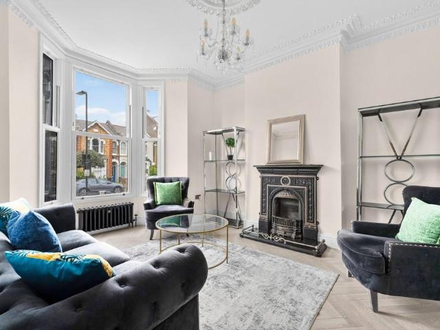 Grayling Road, London 5 bed terraced house to rent £10,500 pcm £2,423 pw