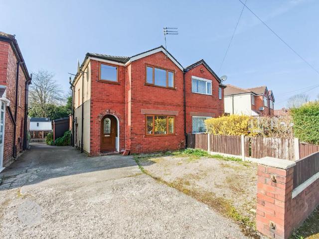 Graymar Road, Little Hulton, M38 3 bed semi detached house to rent £1,225 pcm £283 pw