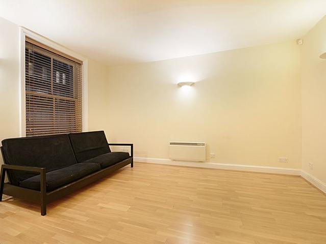 Gray's Inn Road, London WC1X, 1 bed flat to rent, £2,250 pcm | PrimeLocation