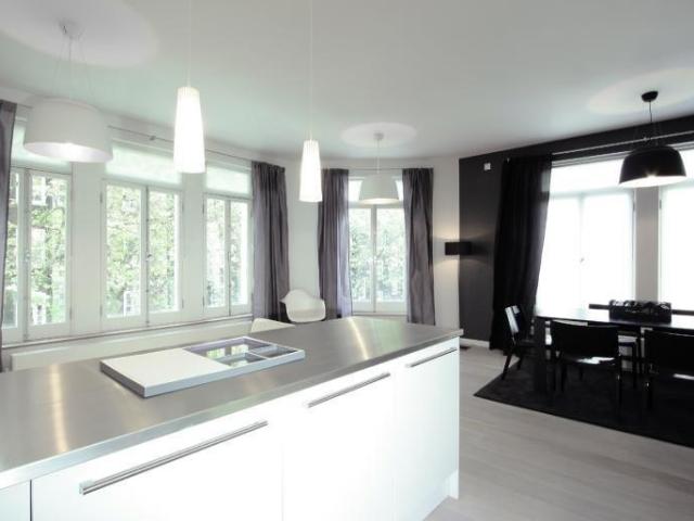 Grays Inn Road, London WC1X 2 bed apartment to rent £4,000 pcm £923 pw