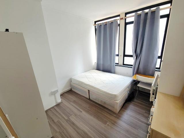 Grays Inn Road, London WC1X, Room to rent, £750 pcm | PrimeLocation