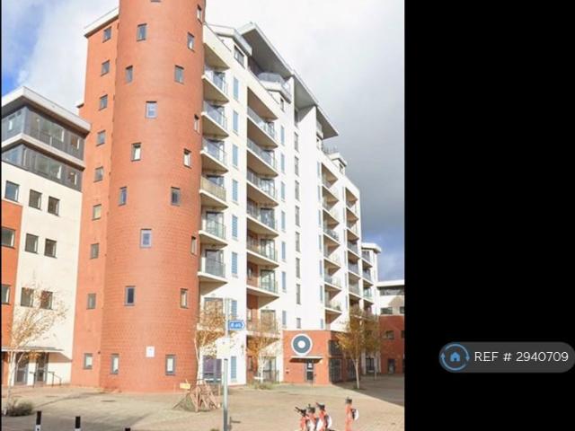 Grays Place, Slough, SL2 1 bed flat to rent £1,275 pcm £294 pw