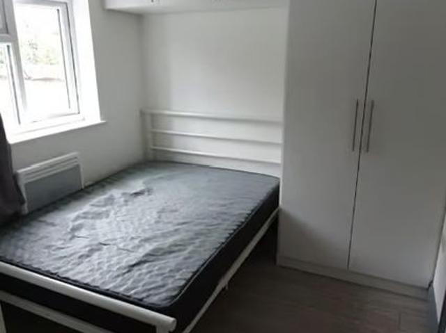 Grays Road, Slough SL1, 1 bed flat to rent, £795 pcm | PrimeLocation