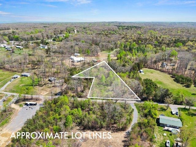 Grayson Way, Signal Mountain, TN 37377