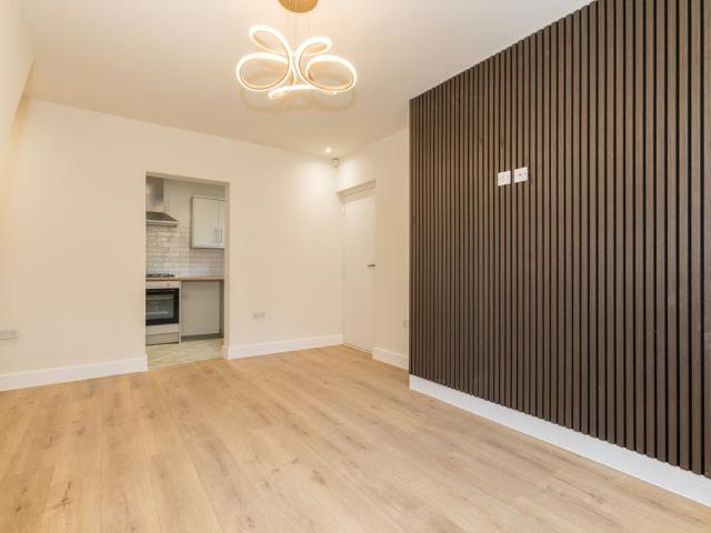 Graysons Close, Swinley, WN1 2AN