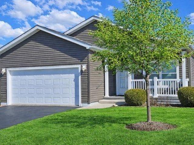 1521 Meadow View Ln, Grayslake, IL 60030