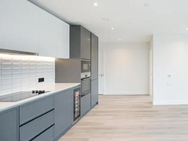Grayston House, Astell Road, London, SE3 9FB, United Kingdom | 3 bed apartment for rent #139404040 | Rentberry